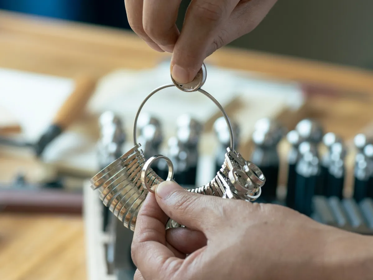 How To Measure Your Ring Size At Home Accurately - Ken Walker Jewelers ...