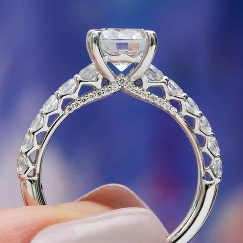 Home [www.lantzdiamondcenter.com]