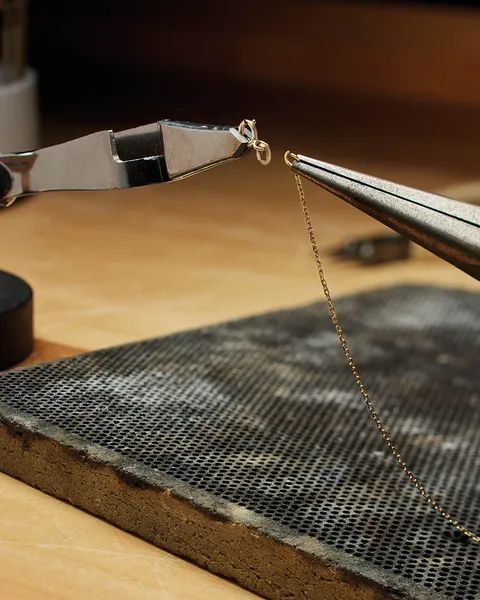 Jewelry Services in Round Rock, TX | Marc Robinson Jewelers