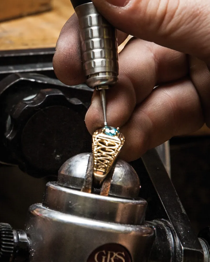 Jewelry Services in Round Rock, TX | Marc Robinson Jewelers