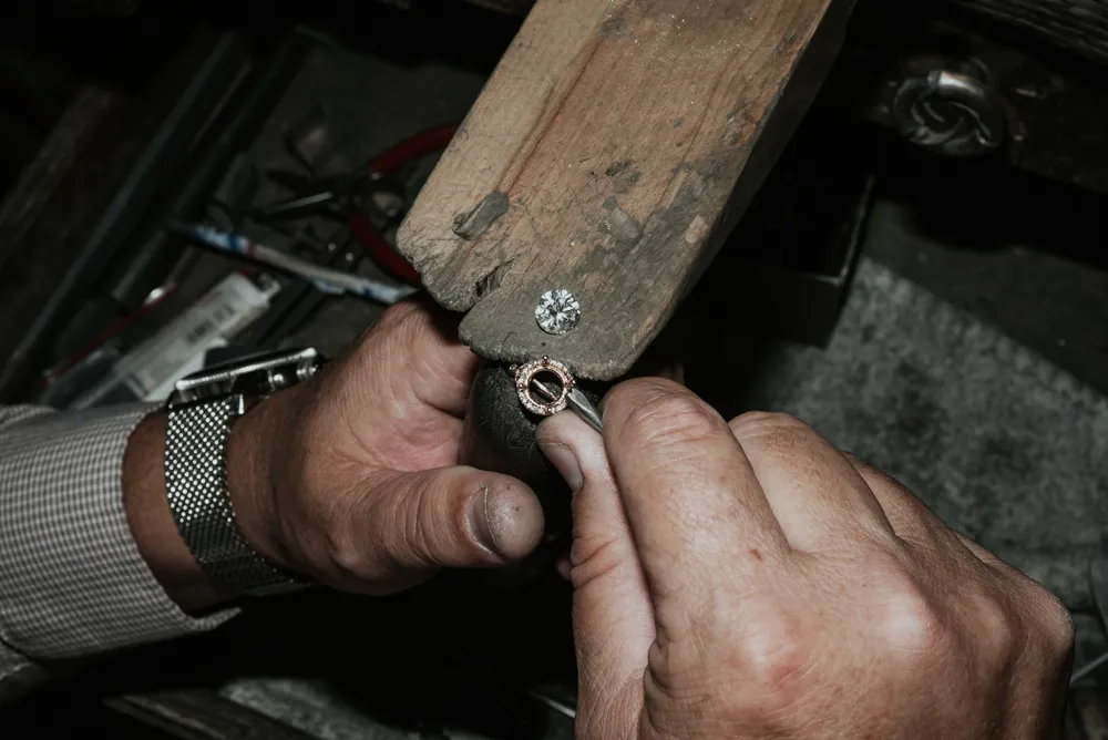 Engagement Rings & Custom Jewelry | Tracy Jewelers